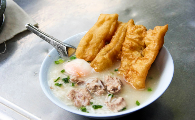 Bangkok’s Old-School Stone Dragon Pork Rib Congee - Bangkok - Taithaione